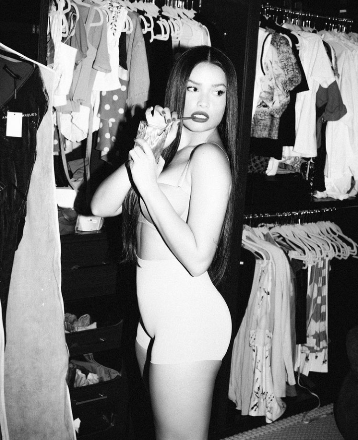 Juliette | Scrolller