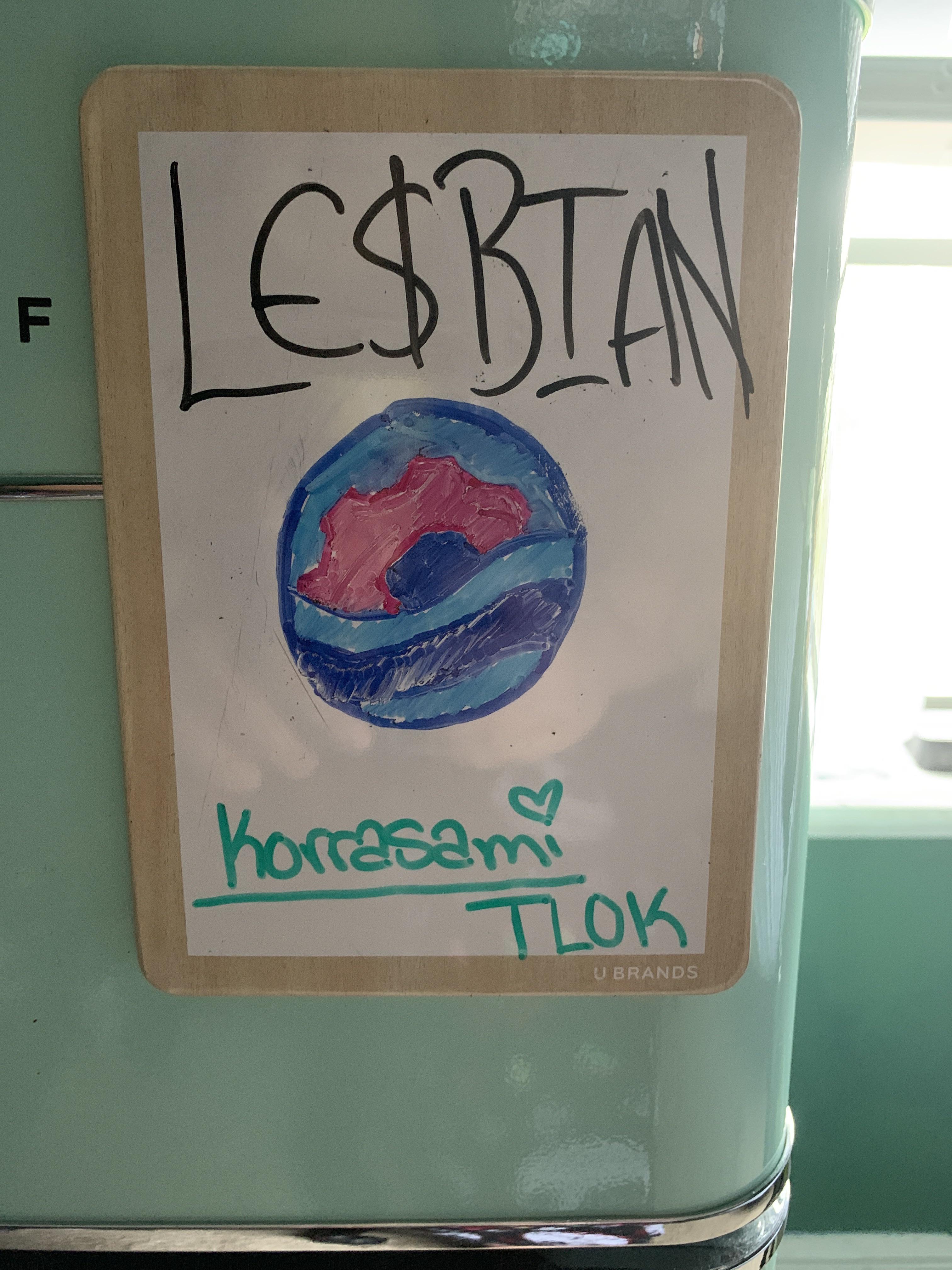 Just a Korrasami whiteboard doodle | Scrolller