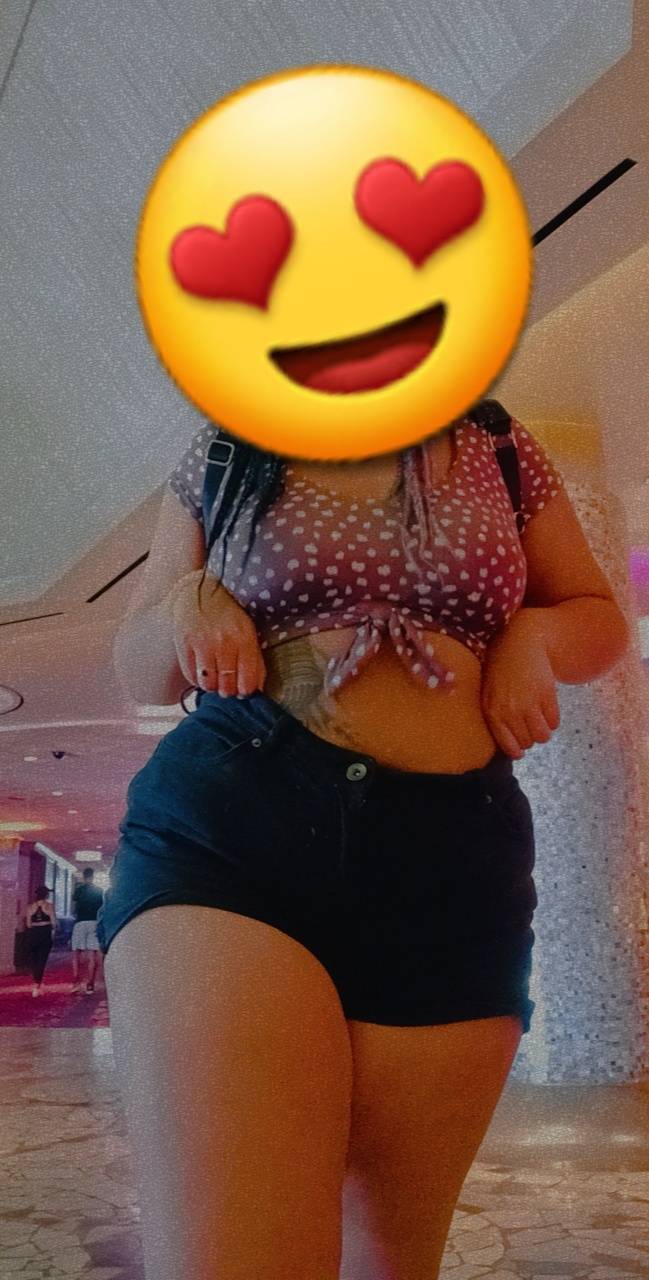 Just a Lil chubby | Scrolller