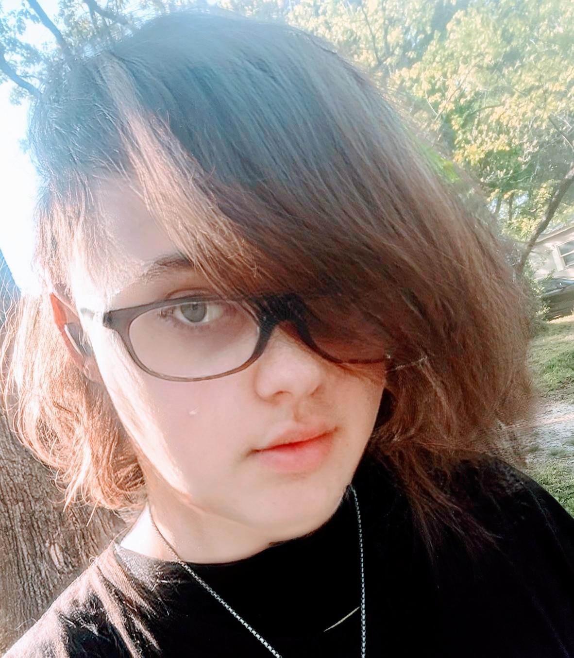 Just a quick selfie, will upload lewds when my clothes get here | Scrolller