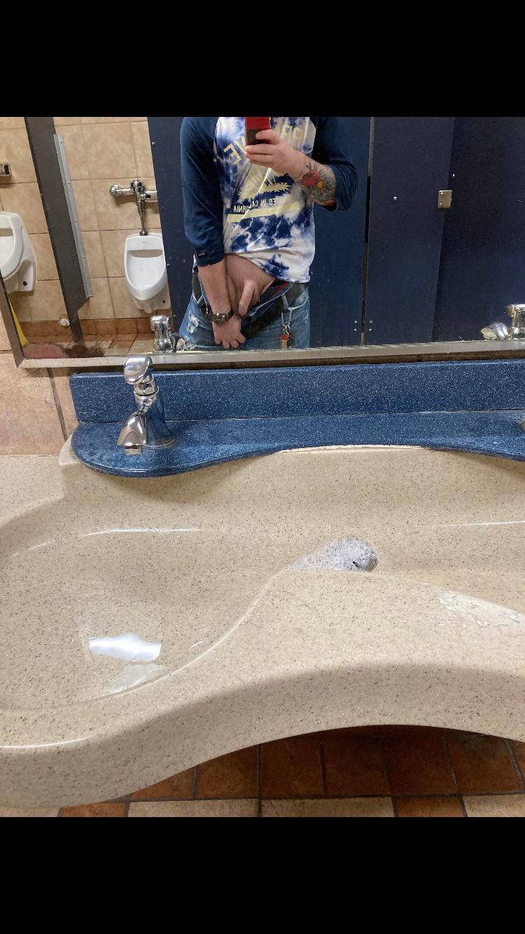 Just an unfluffed limp flash🤣 | Scrolller