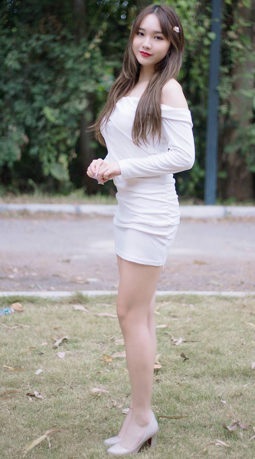 Yihan, beautiful girl from China | Scrolller