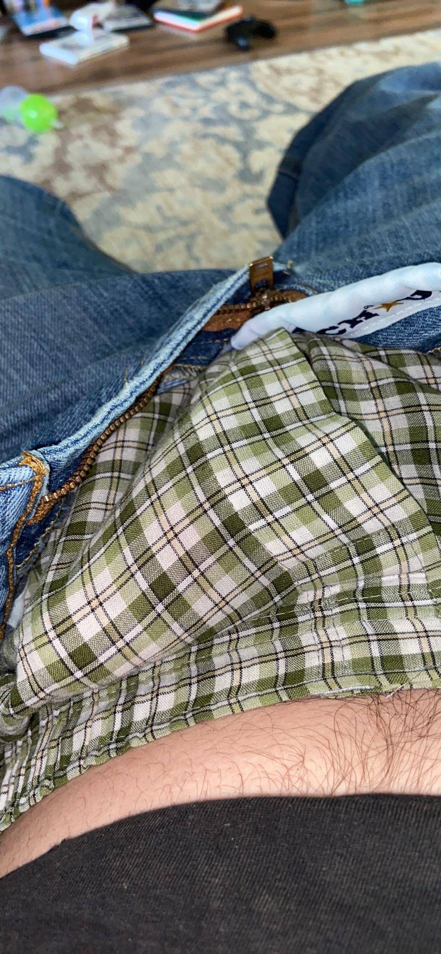 Just bored at home, hmu | Scrolller