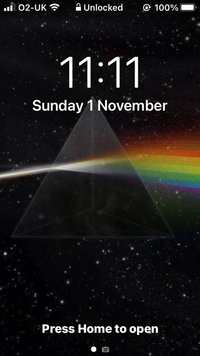 Just caught this made me smile 😃 | Scrolller