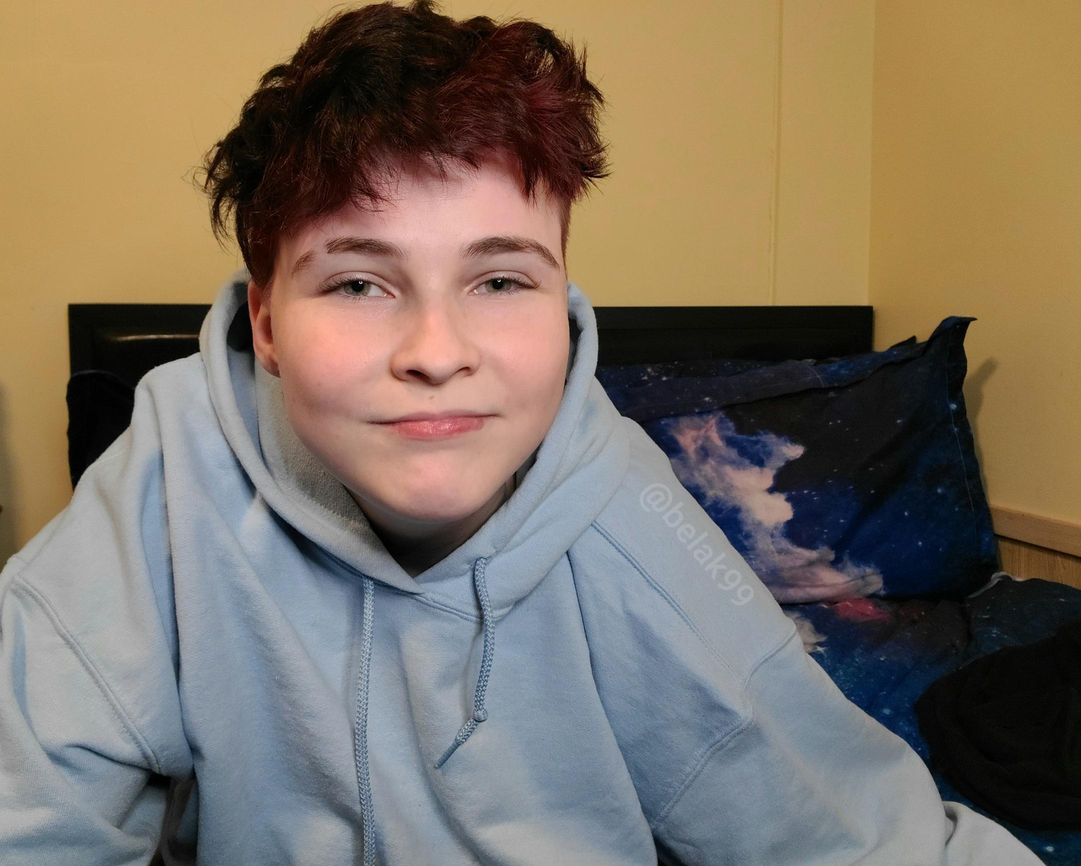 Just chilling, hby? | Scrolller