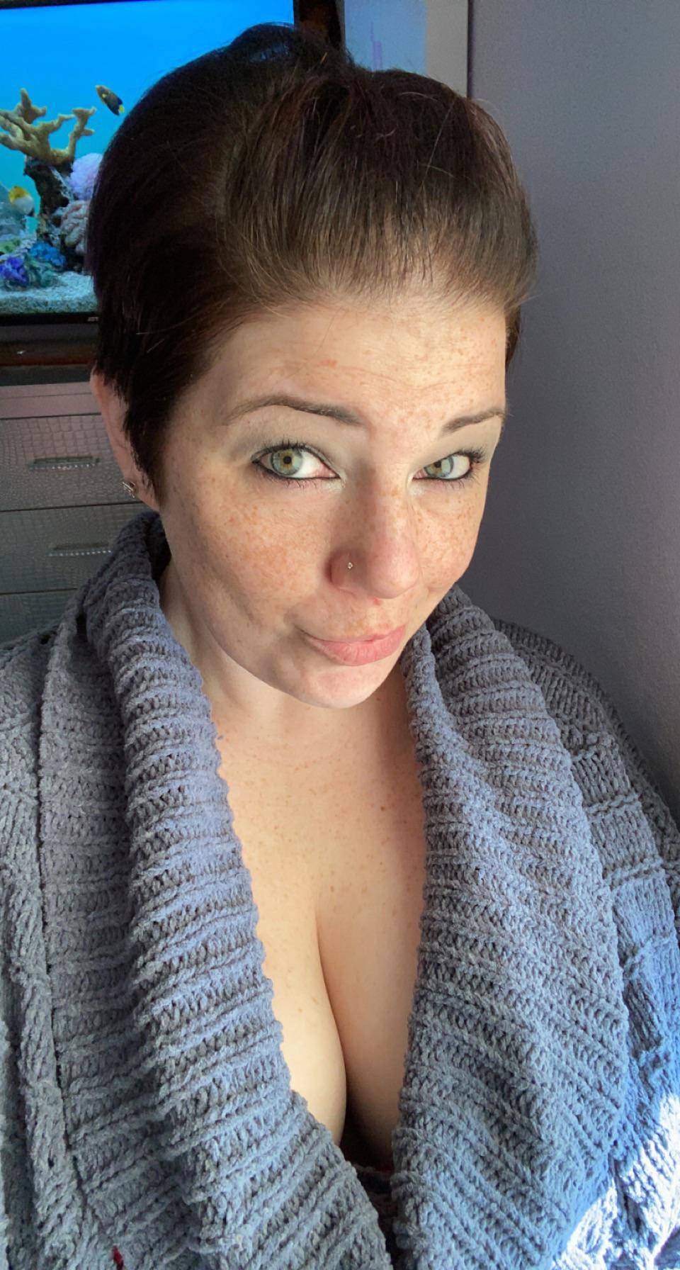 Just chopped the hair into a faux hawk... | Scrolller