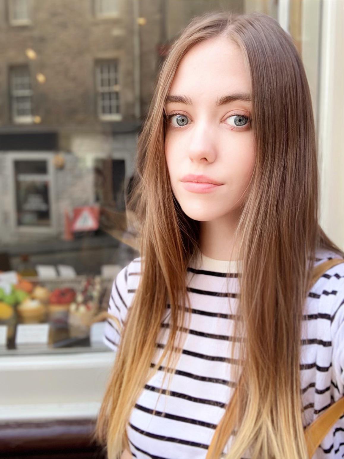 Just little me 30/F | Scrolller