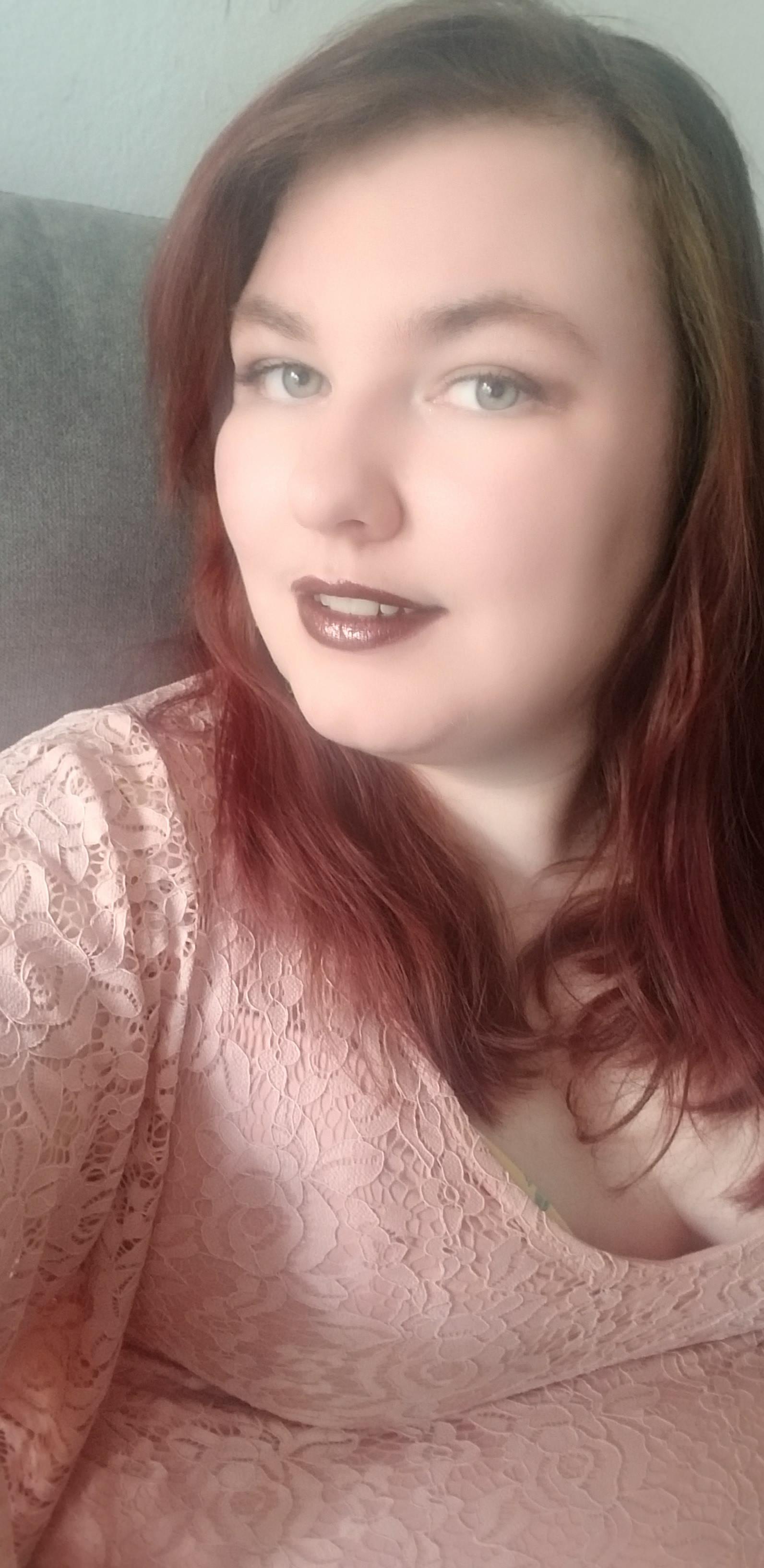 Just moved next door, and I'm the friendly neighbour kind 😊 | Scrolller