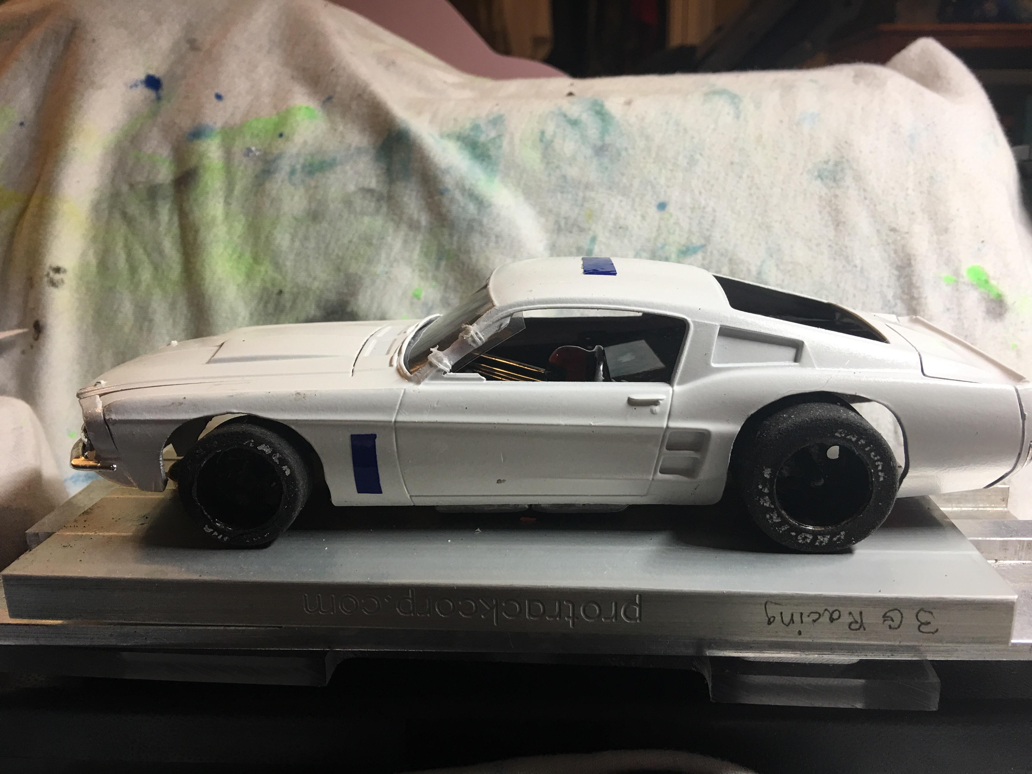 Just plain white | Scrolller