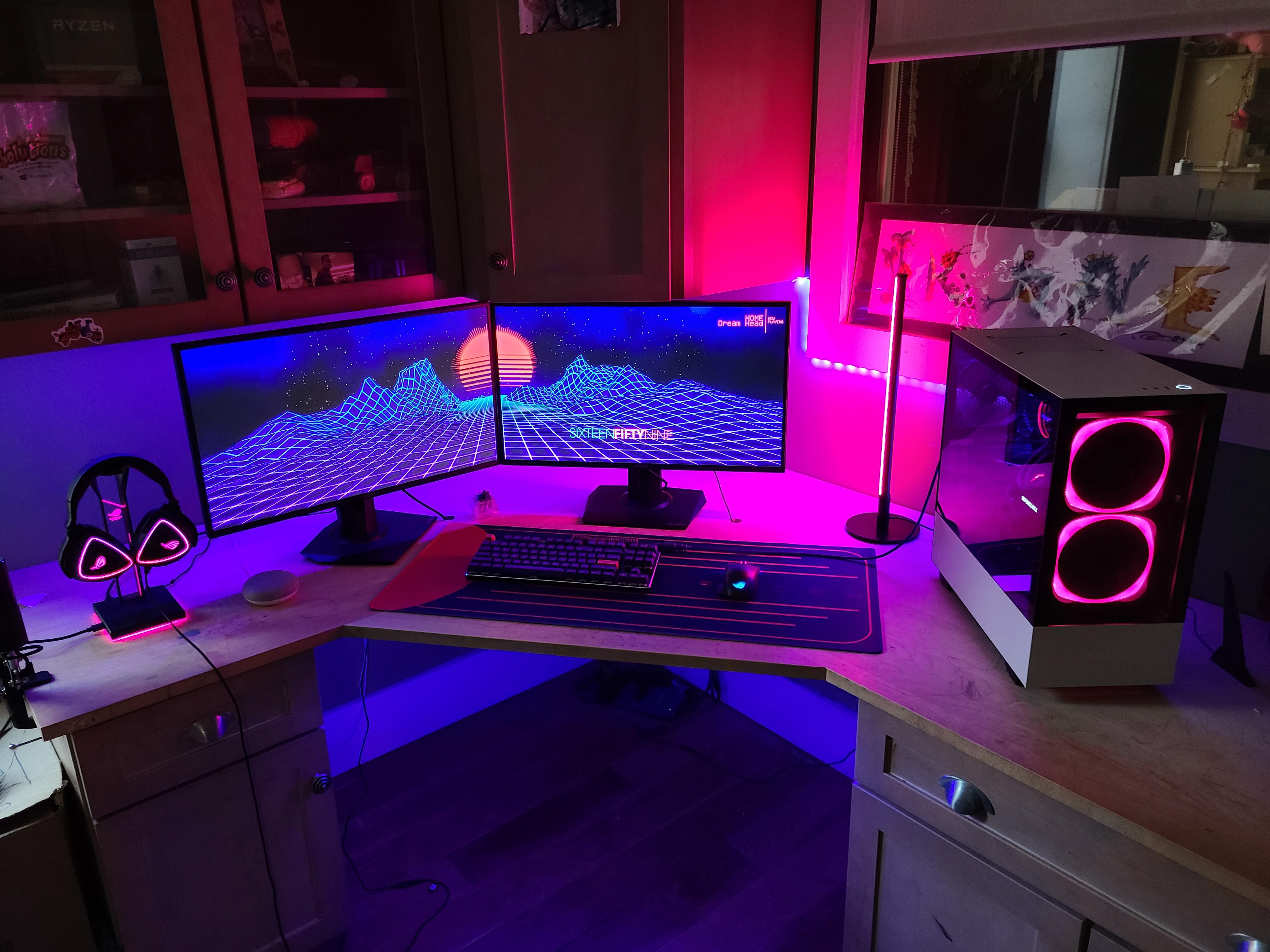 Just redid my whole setup! This is something I could've only dreamed of just a year ago. | Scrolller