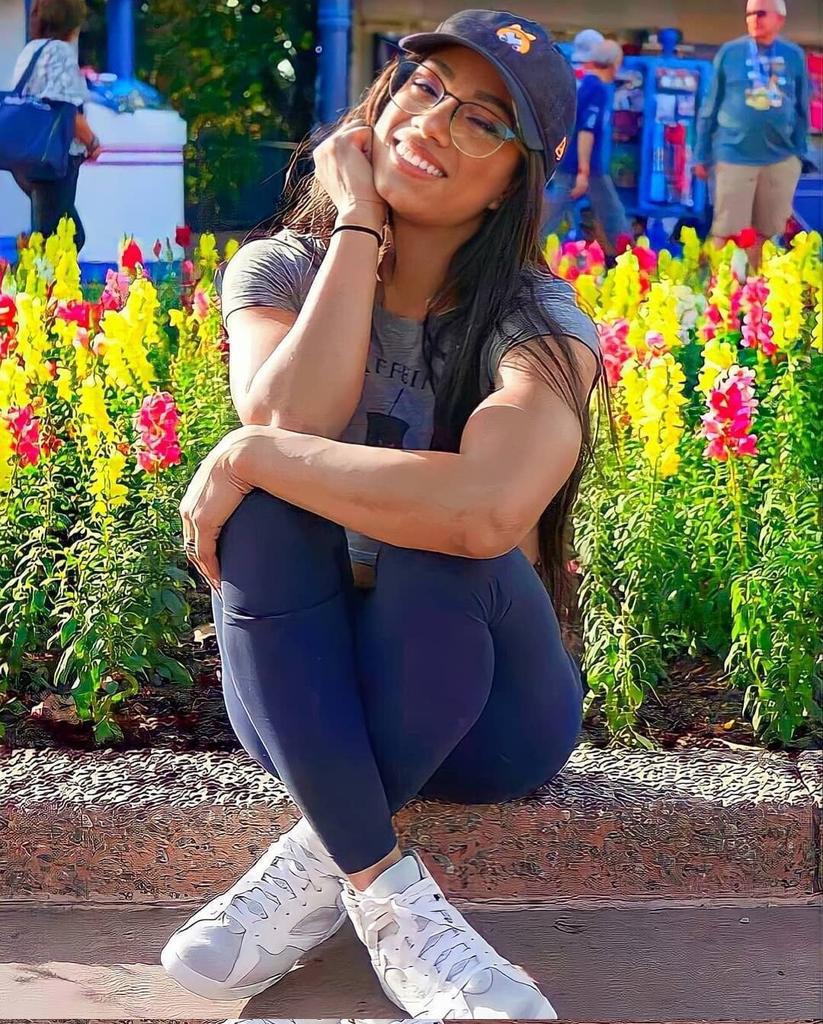 Just Sasha | Scrolller