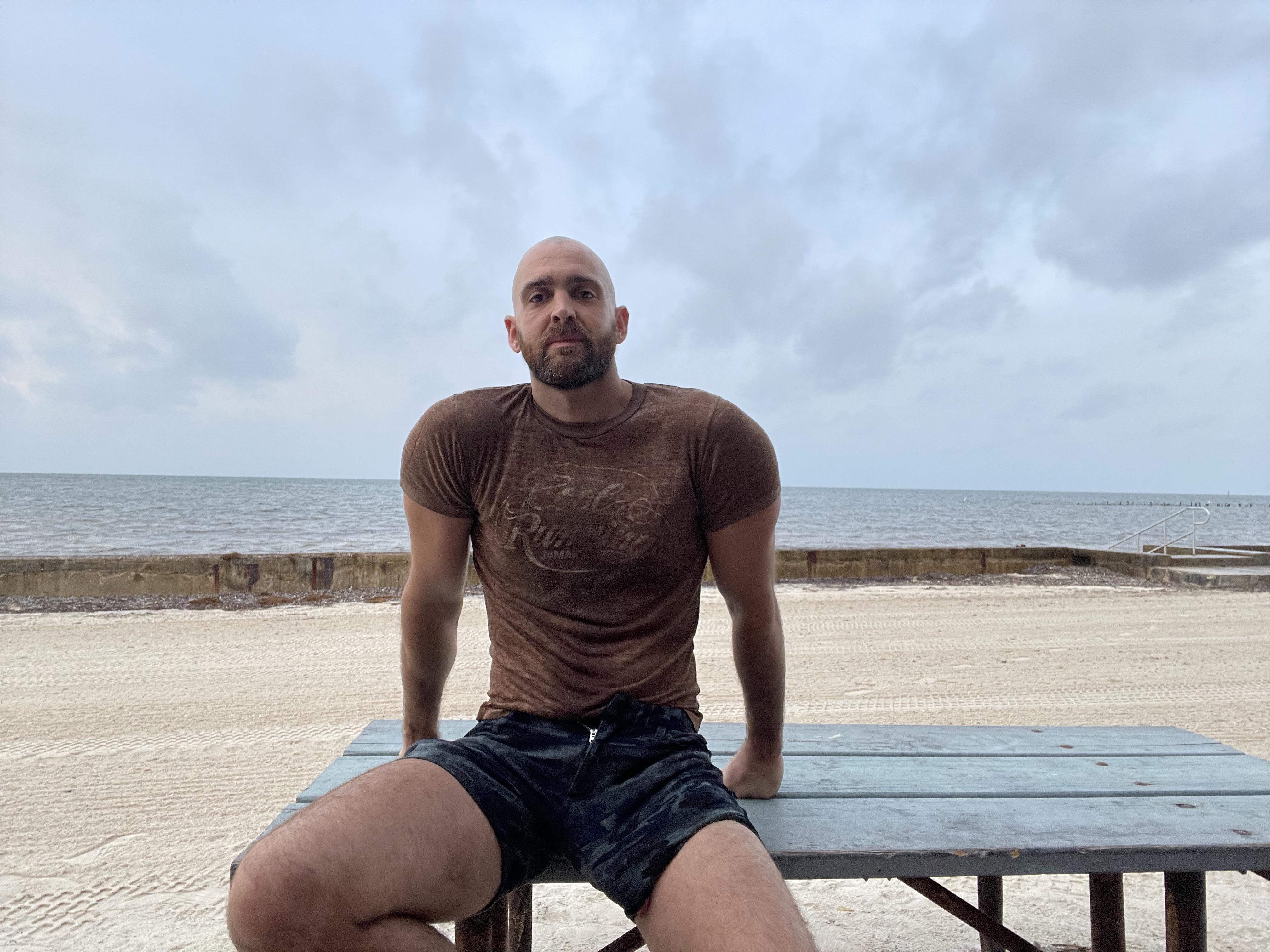 Just the tip | Scrolller