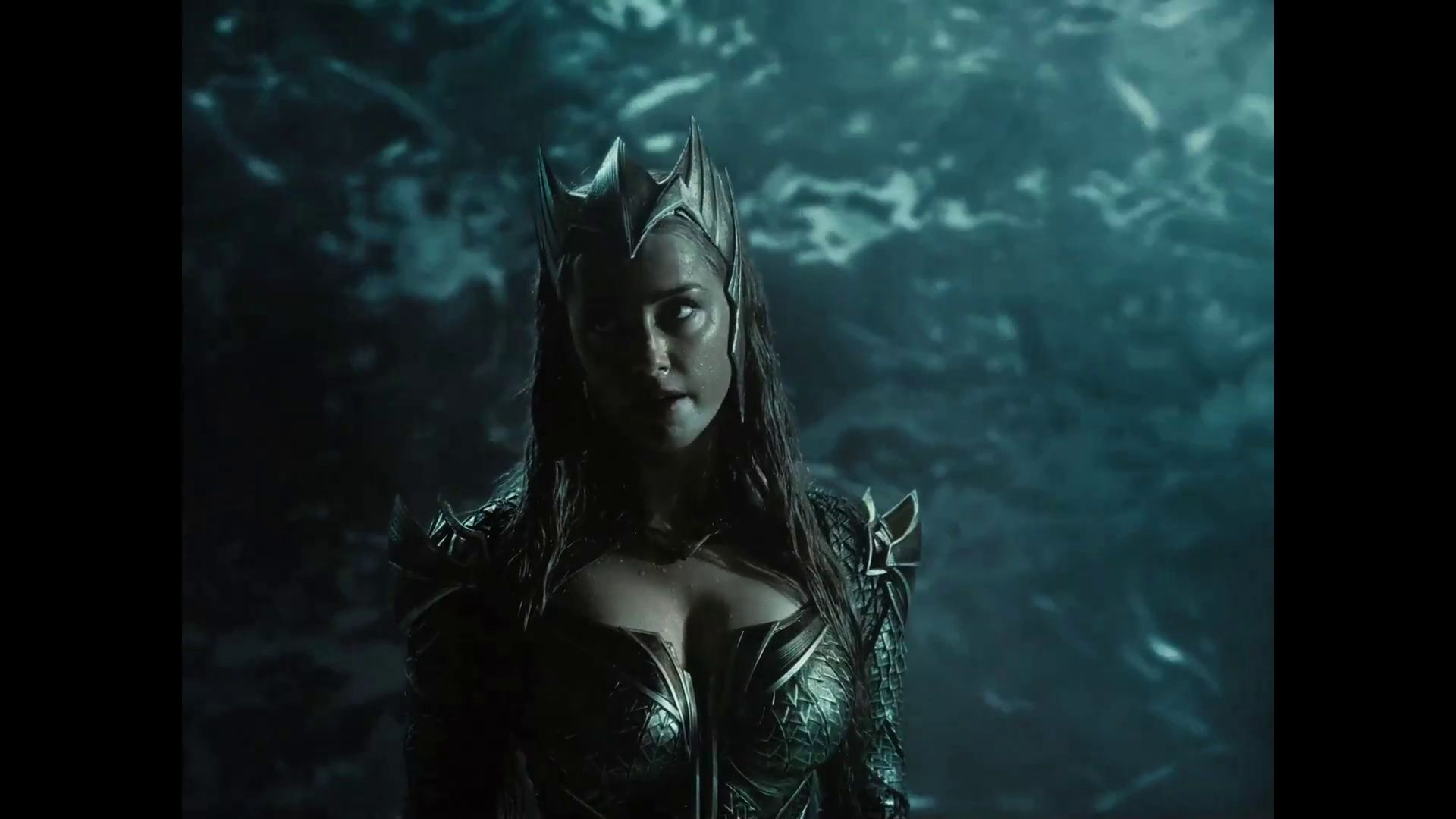 Just watched ZSJL, and Amber had me hard through all her scenes | Scrolller