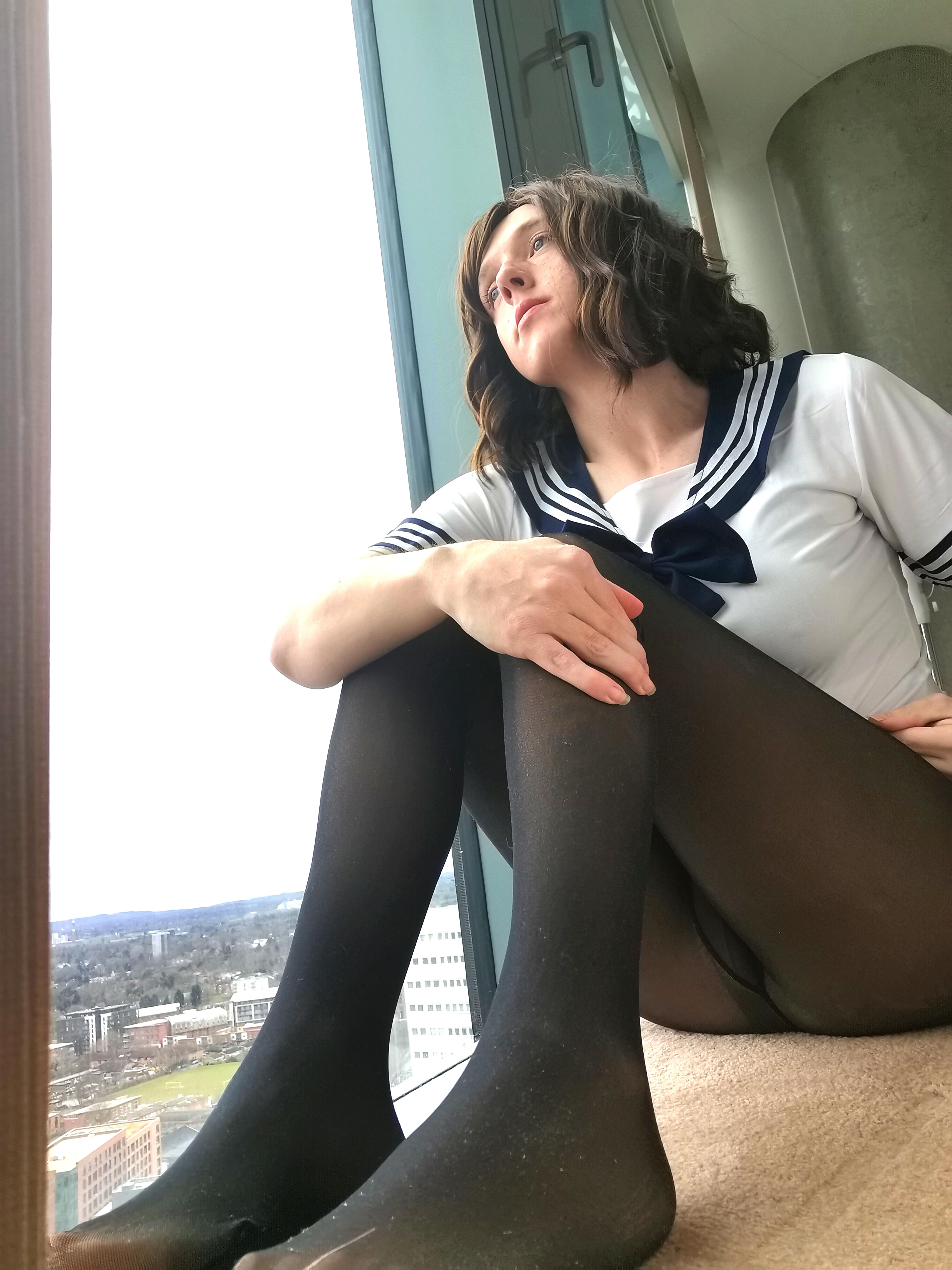 Just watching the world go by | Scrolller