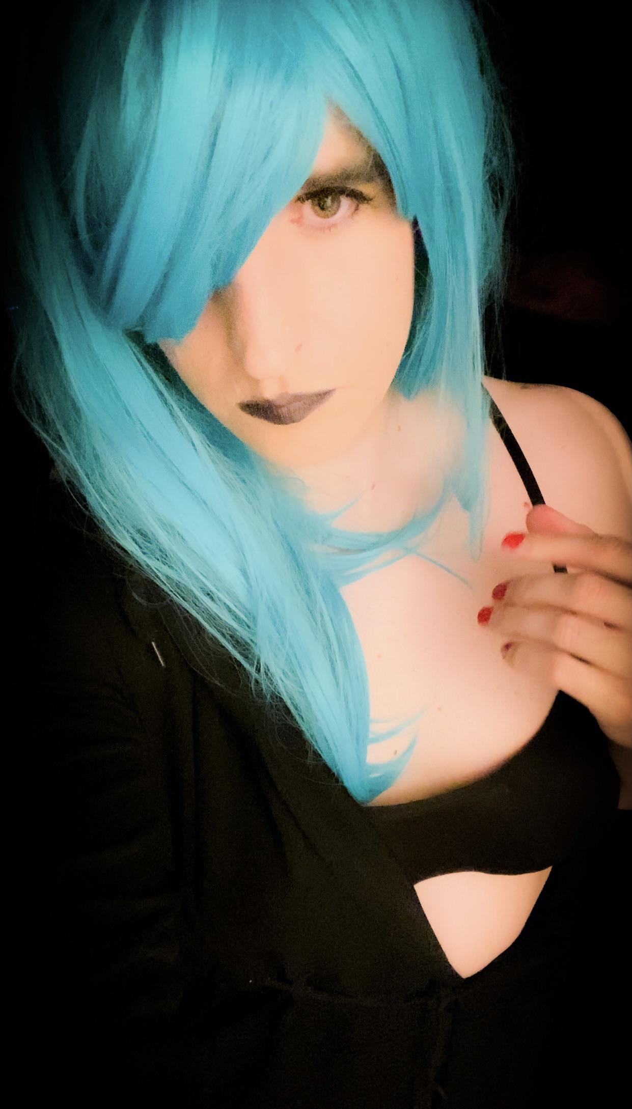 Just your kinky fem friend next door 💦 ️ | Scrolller