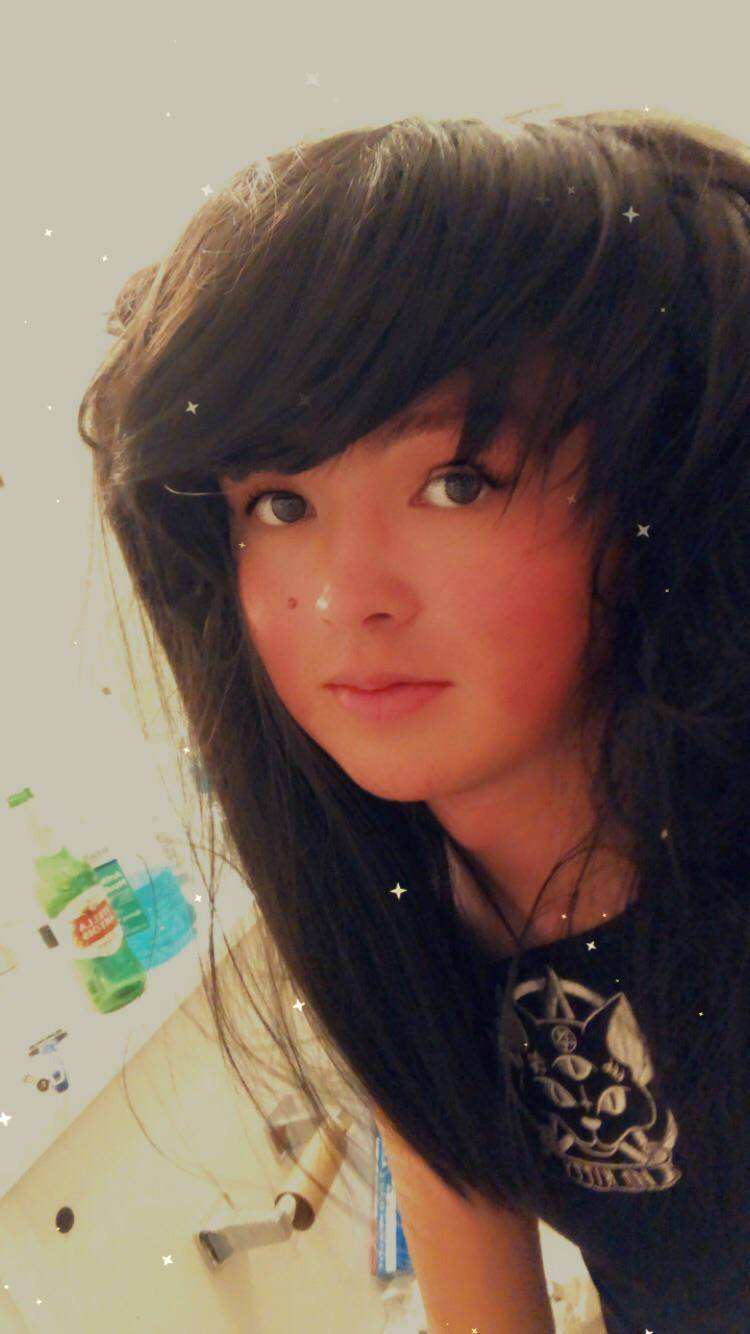 Just your typical pop punk girl | Scrolller