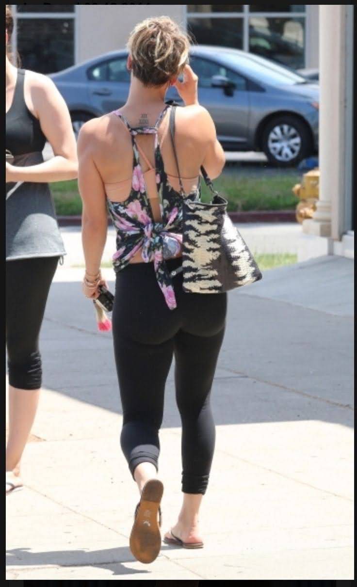 Discover More Like Celebritybutts Kaley Cuoco And Related Content