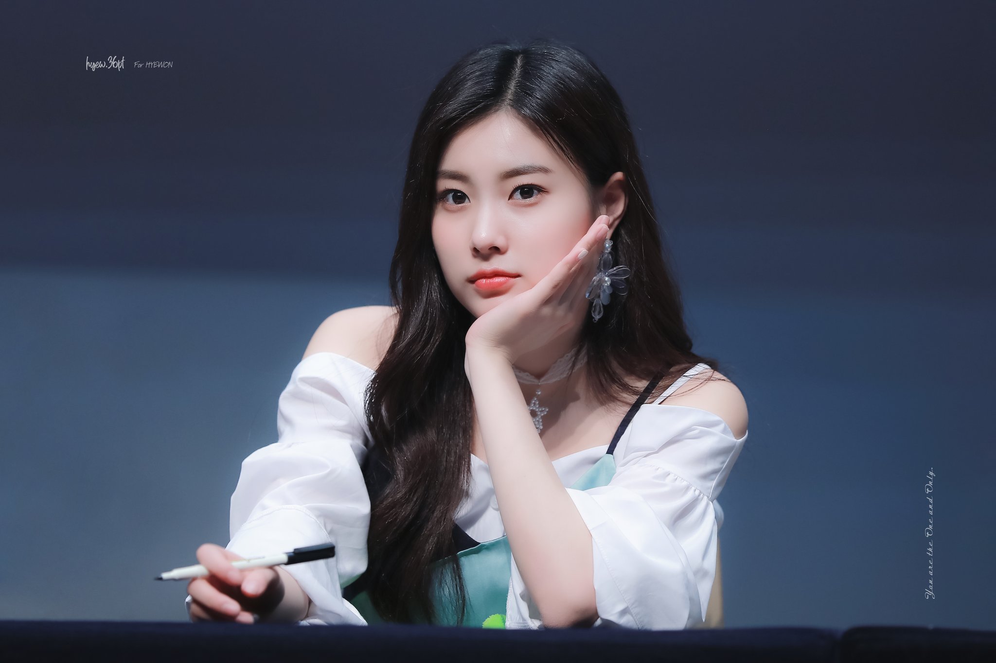 Kang Hyewon | Scrolller