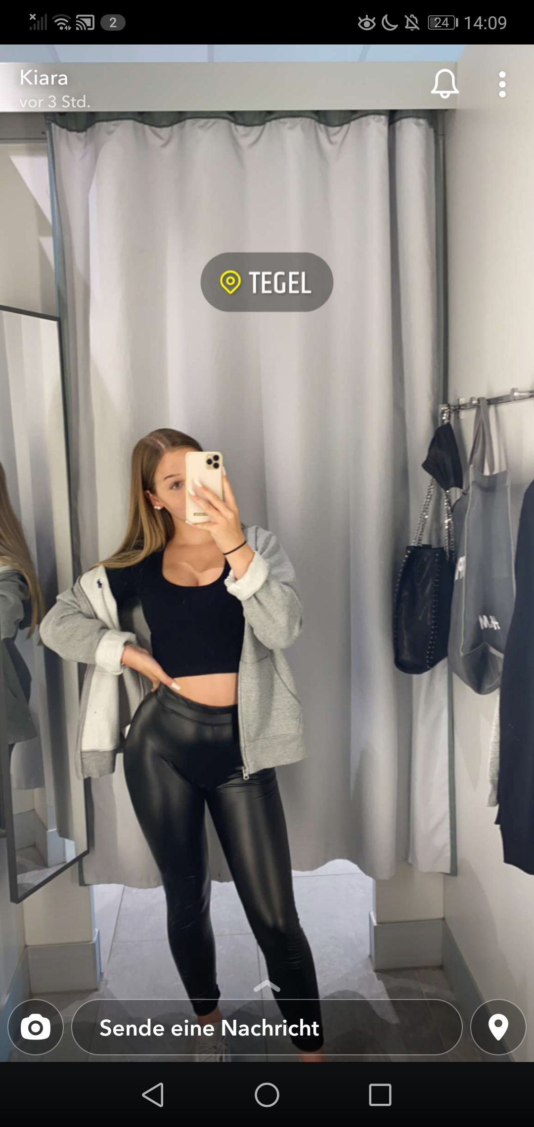 Kann sie wer bitte Tributen? Kik:SissyLover1678 | Scrolller