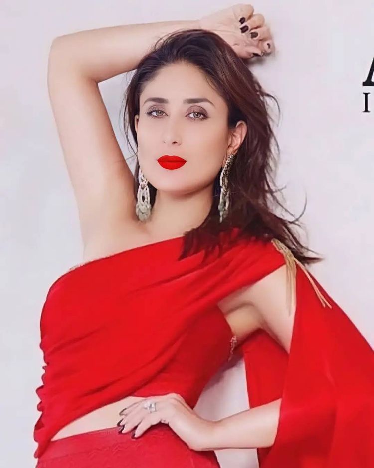 Kareena | Scrolller