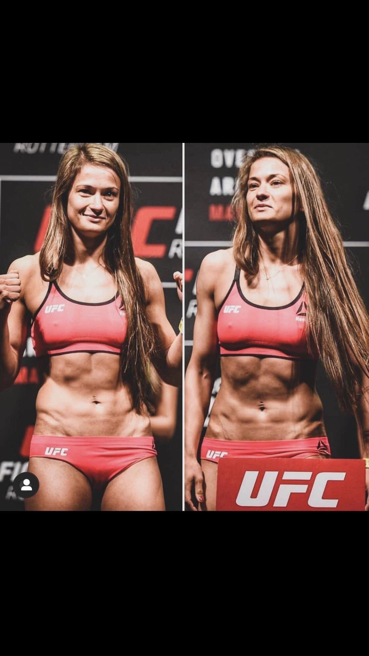 Karolina | Scrolller