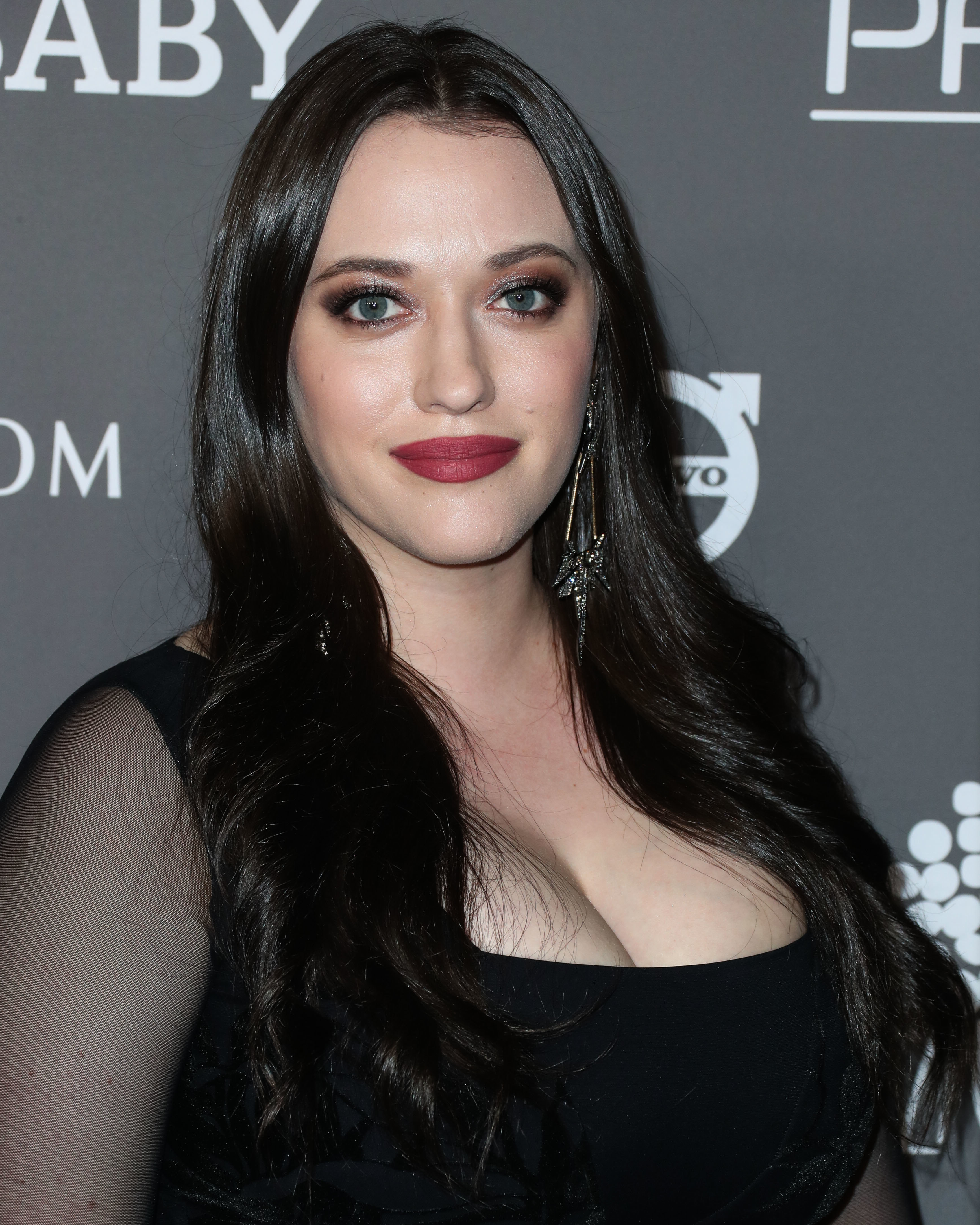 Kat Dennings | Scrolller