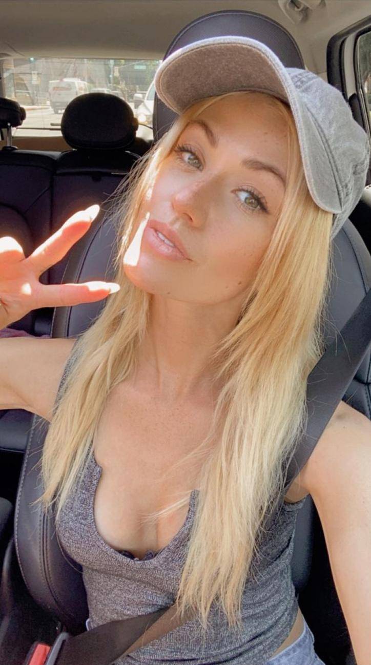 Katherine McNamara | Scrolller