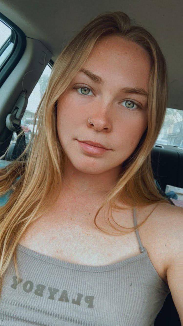 Kay Hansen | Scrolller