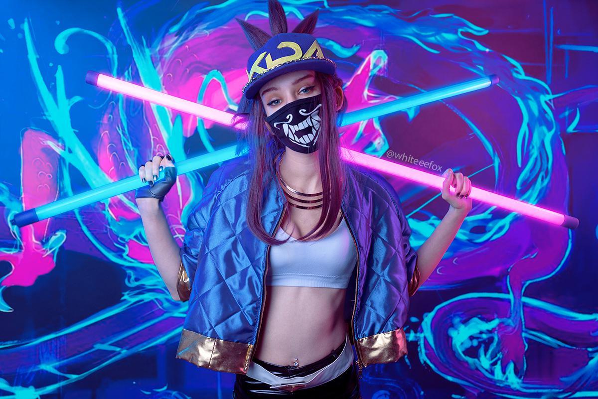 KDA Akali Cosplay by White Fox | Scrolller