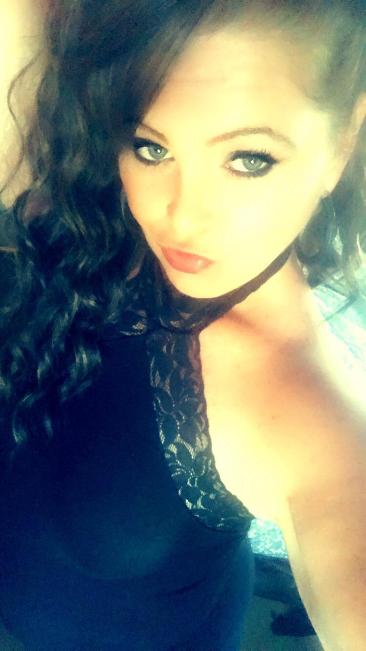 💋 Keep smiling. | Scrolller