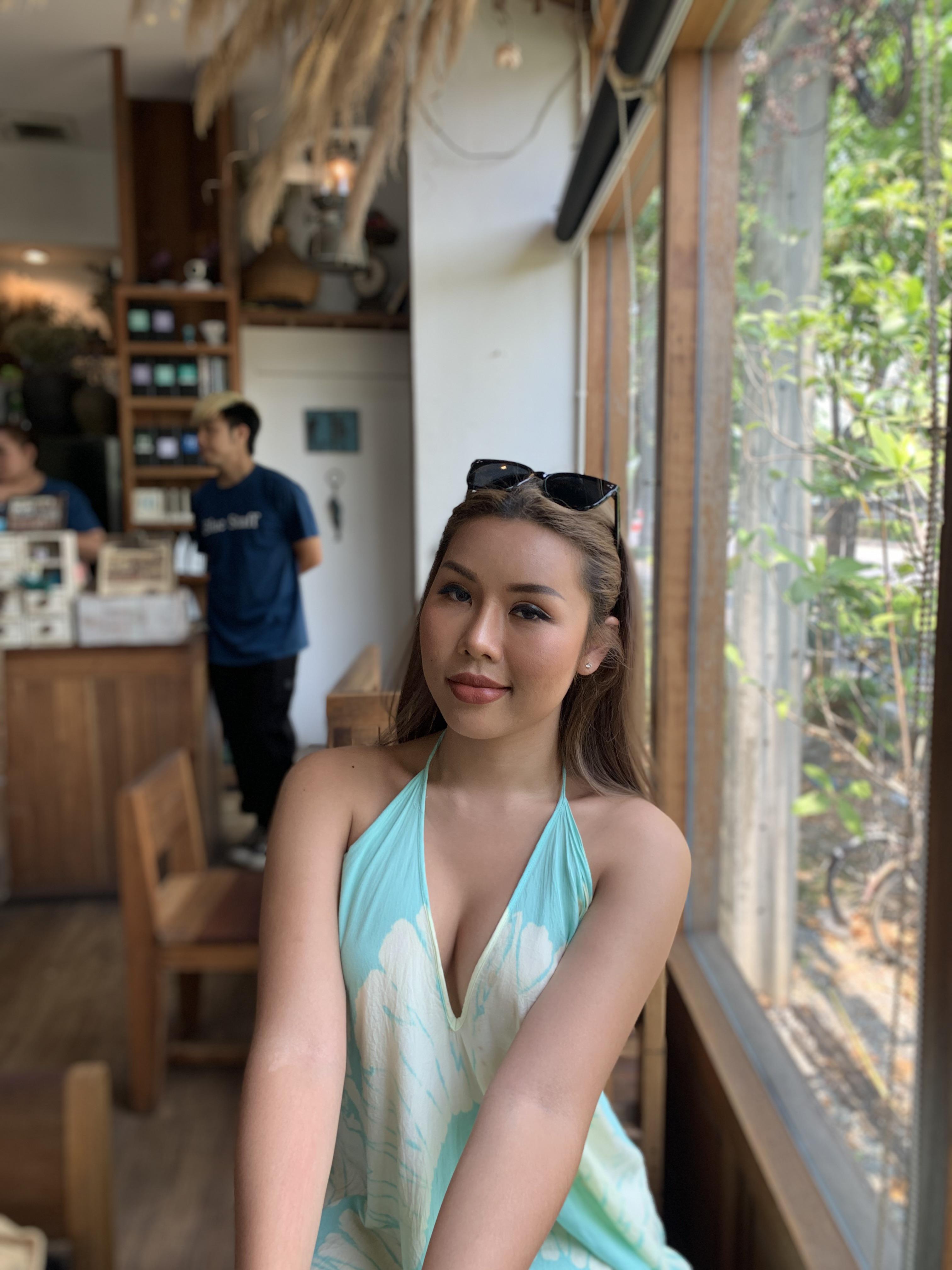 Khloe Babe | Scrolller