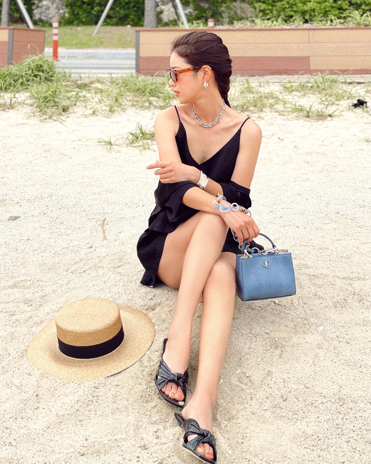 Ki Eun Se | Scrolller