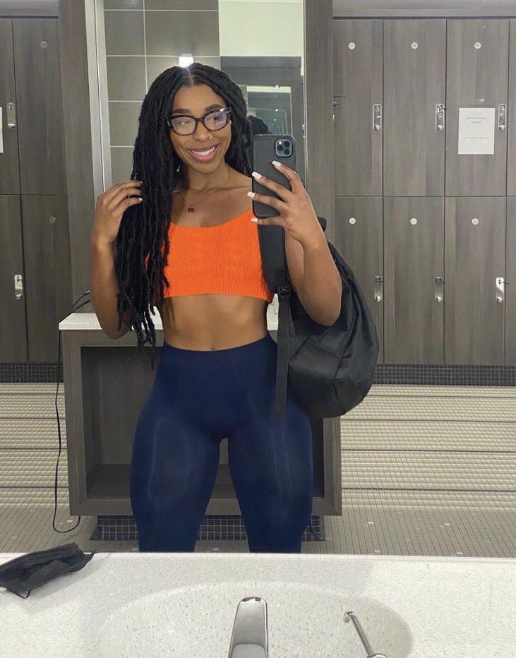 Kiara Philips | Scrolller