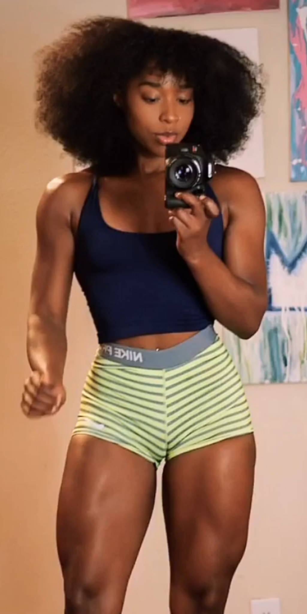 Kiara Phillips | Scrolller