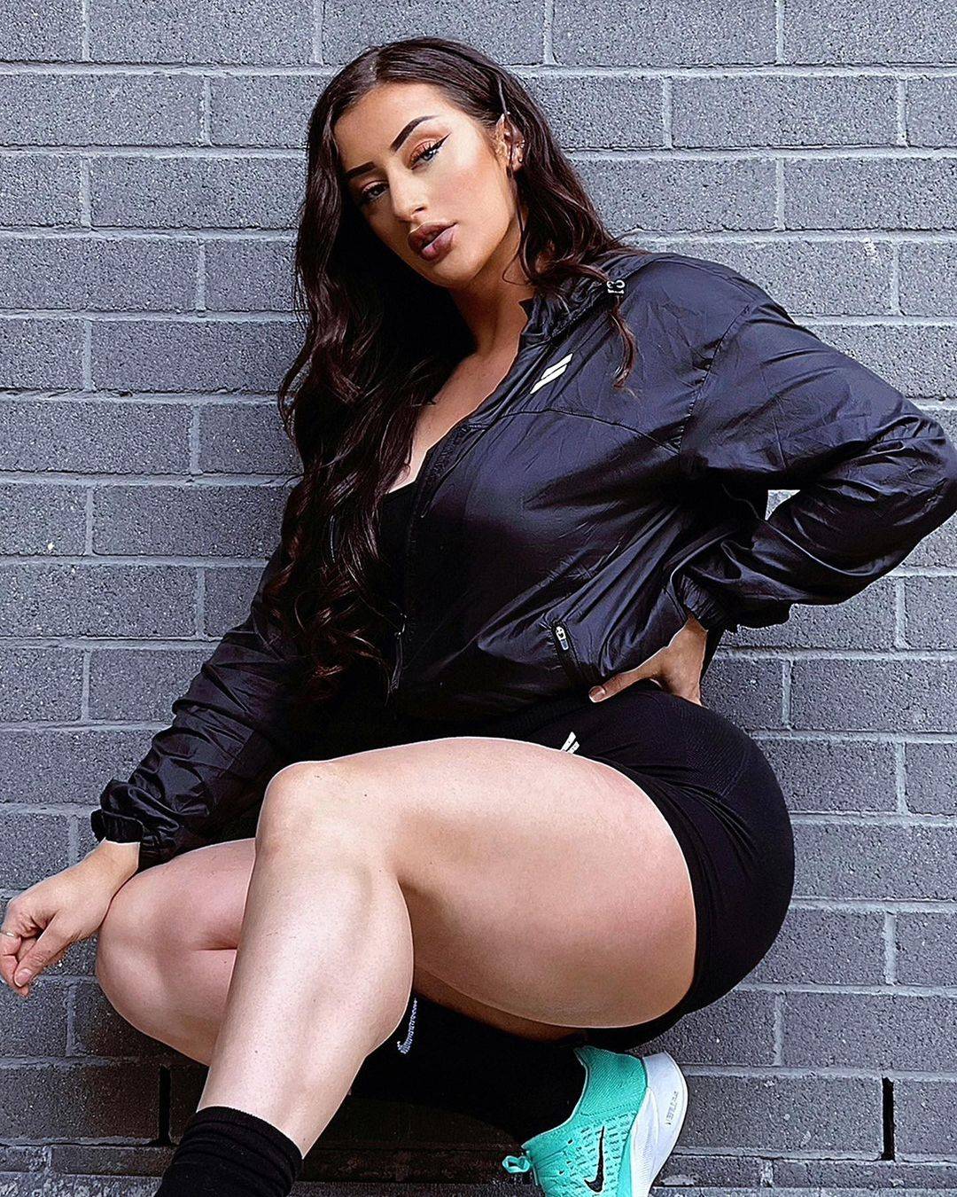 Kiki Vhyce | Scrolller