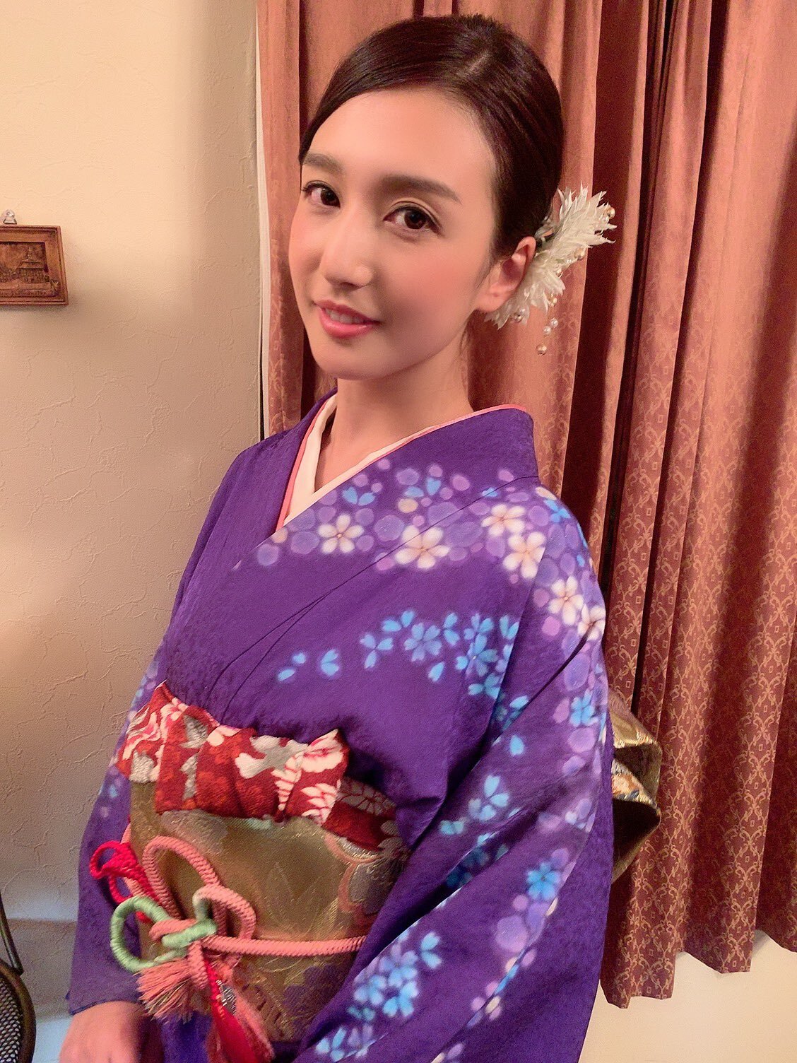 Kimono Iori Kogawa | Scrolller