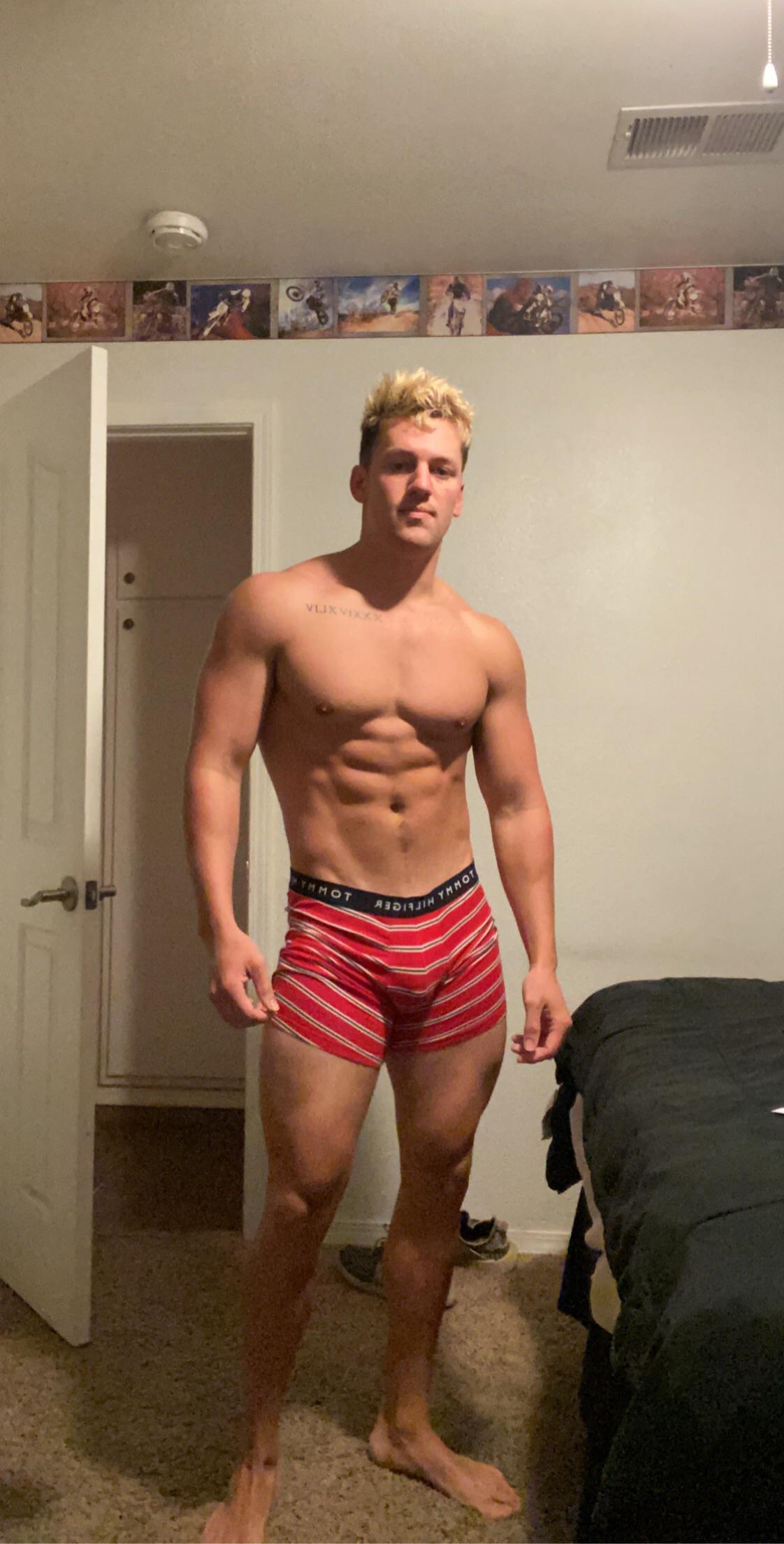 King_tyler18 on Twitter | Scrolller