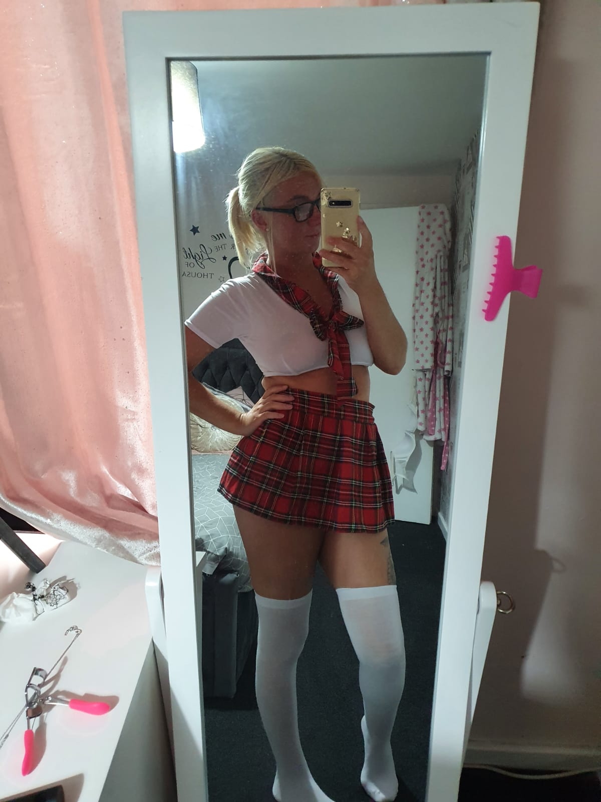 Come and use me daddy | Scrolller