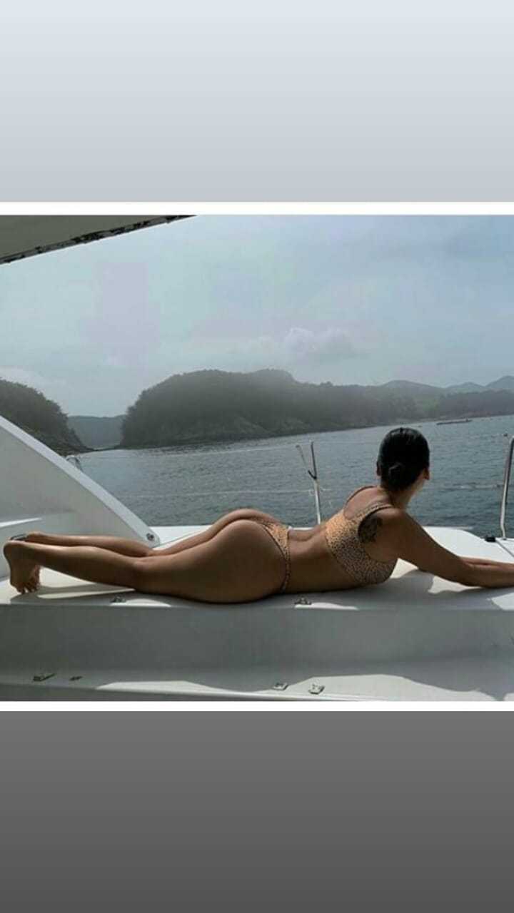 Korean booty on a boat | Scrolller