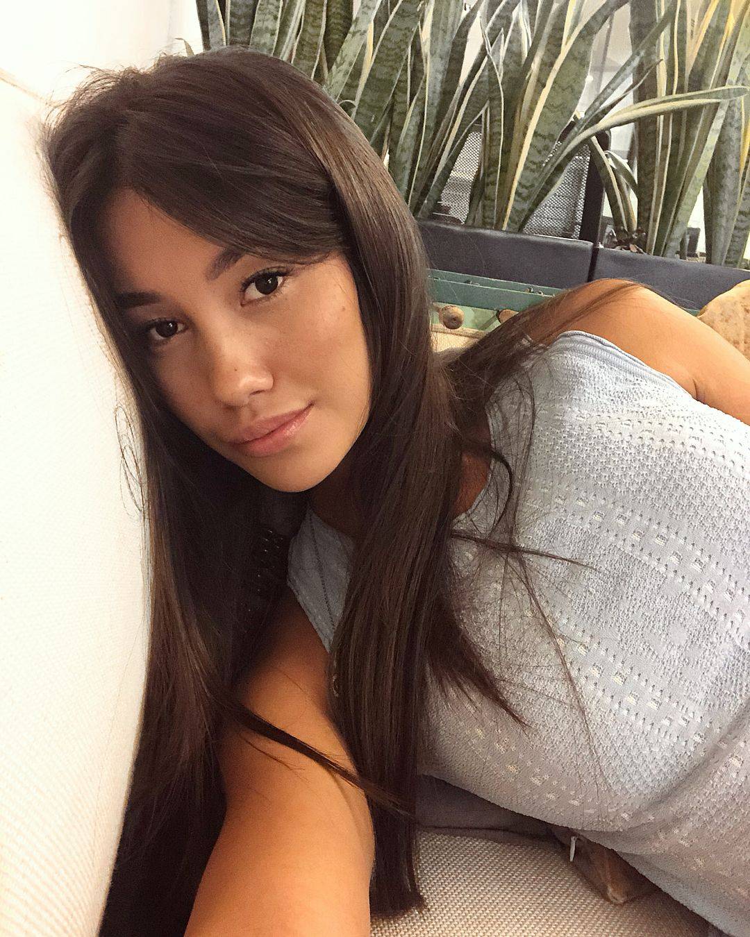 Korean x Russian | Scrolller