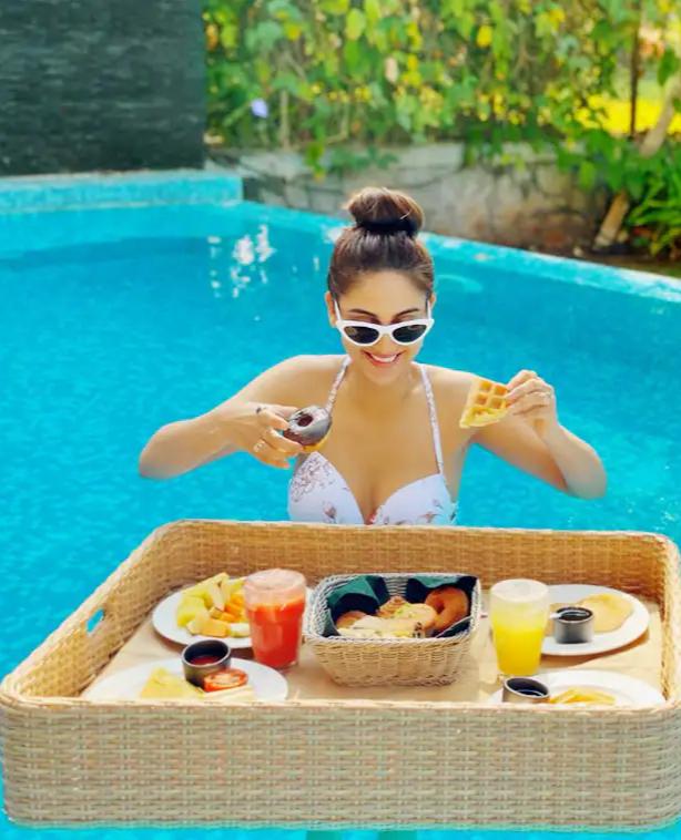 Krystal D'souza enjoying the water.. | Scrolller