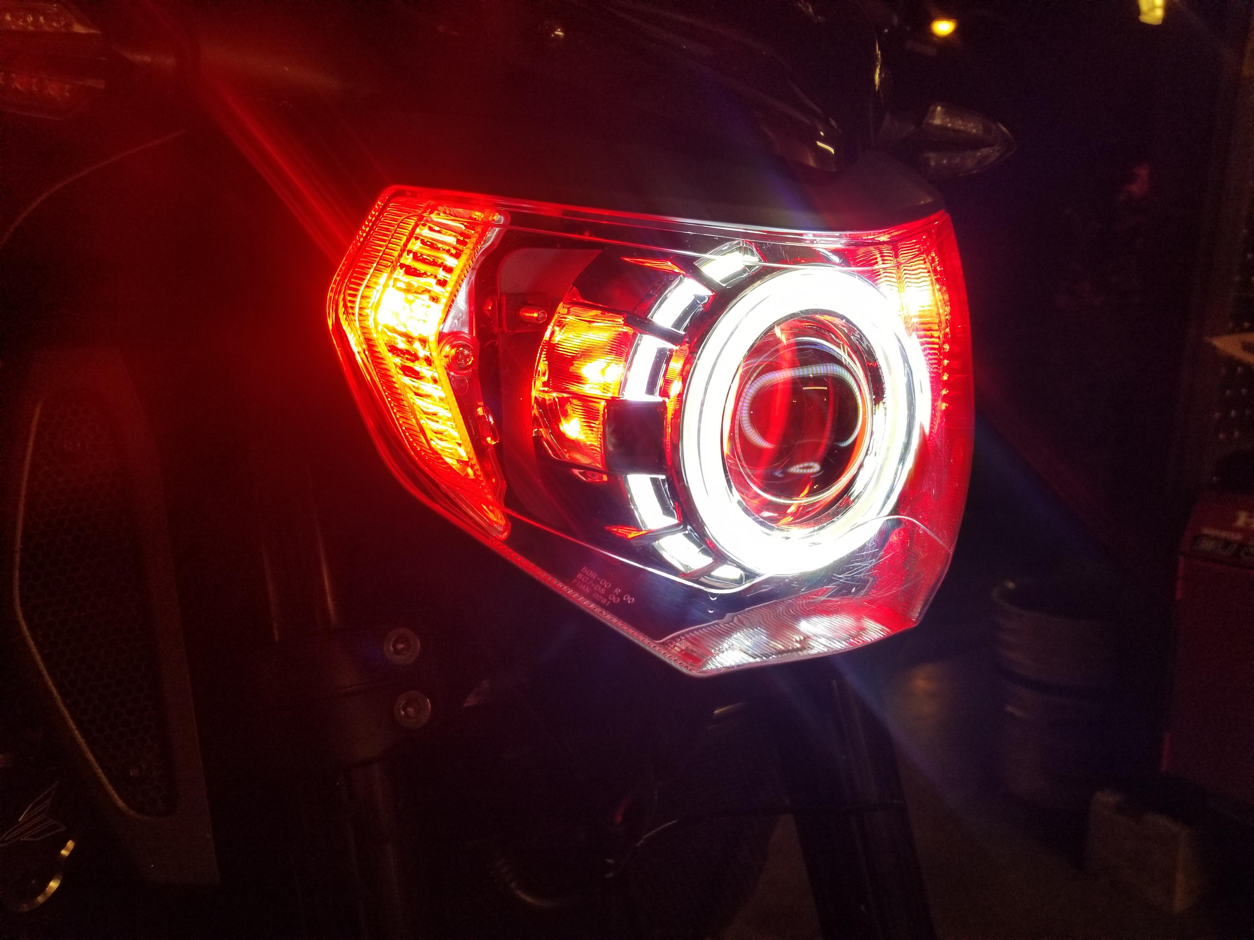 KT Moto headlight | Scrolller