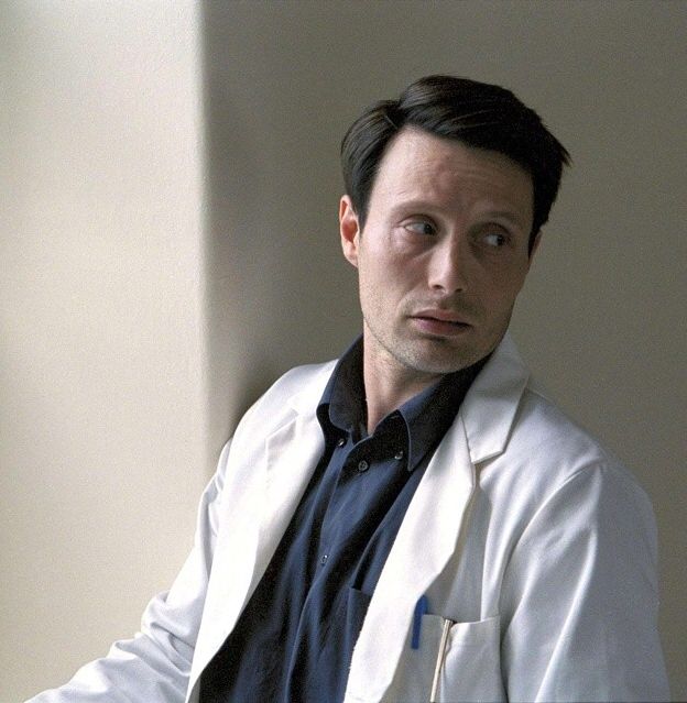 lab coat | Scrolller