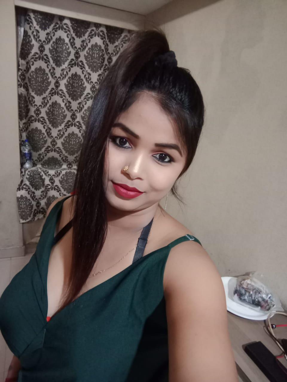 Lady of the night. DM for details. | Scrolller