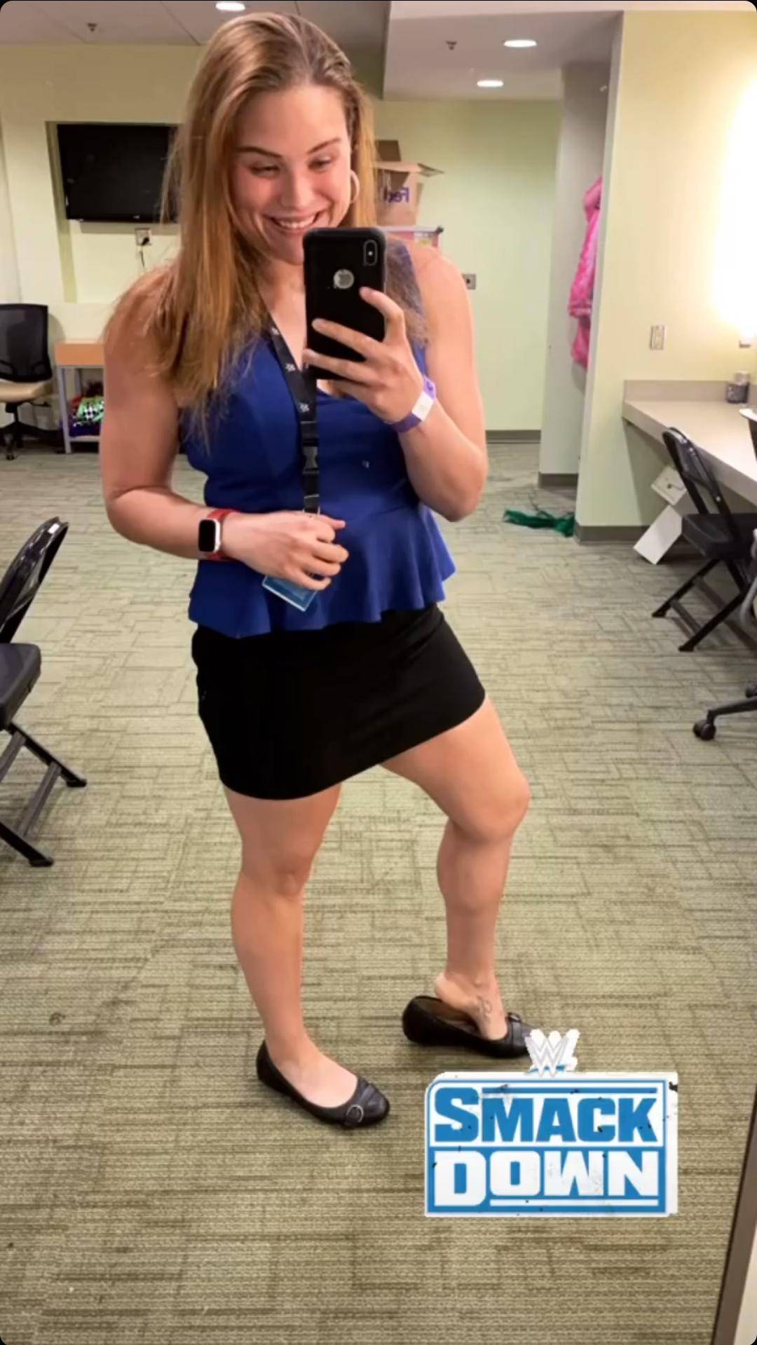 Lady ref Jess teasing us | Scrolller