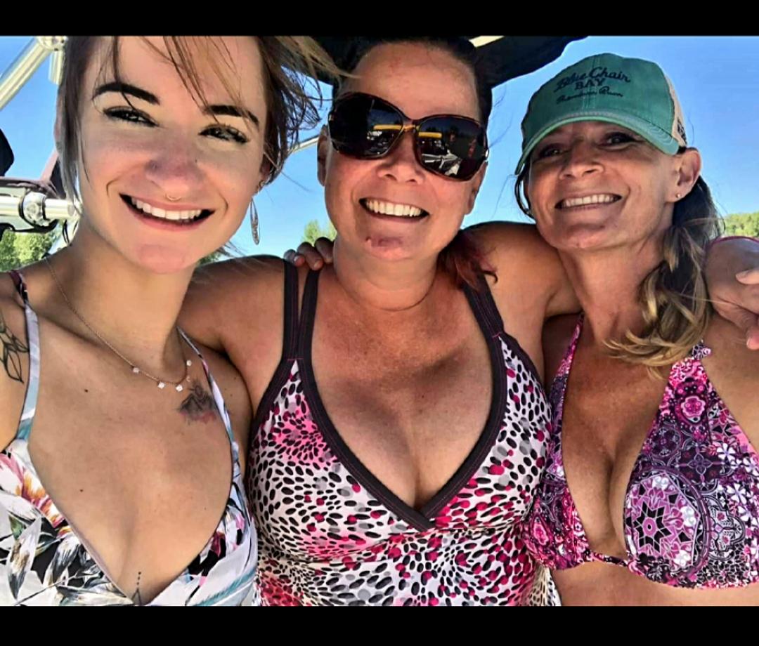 Lake day | Scrolller