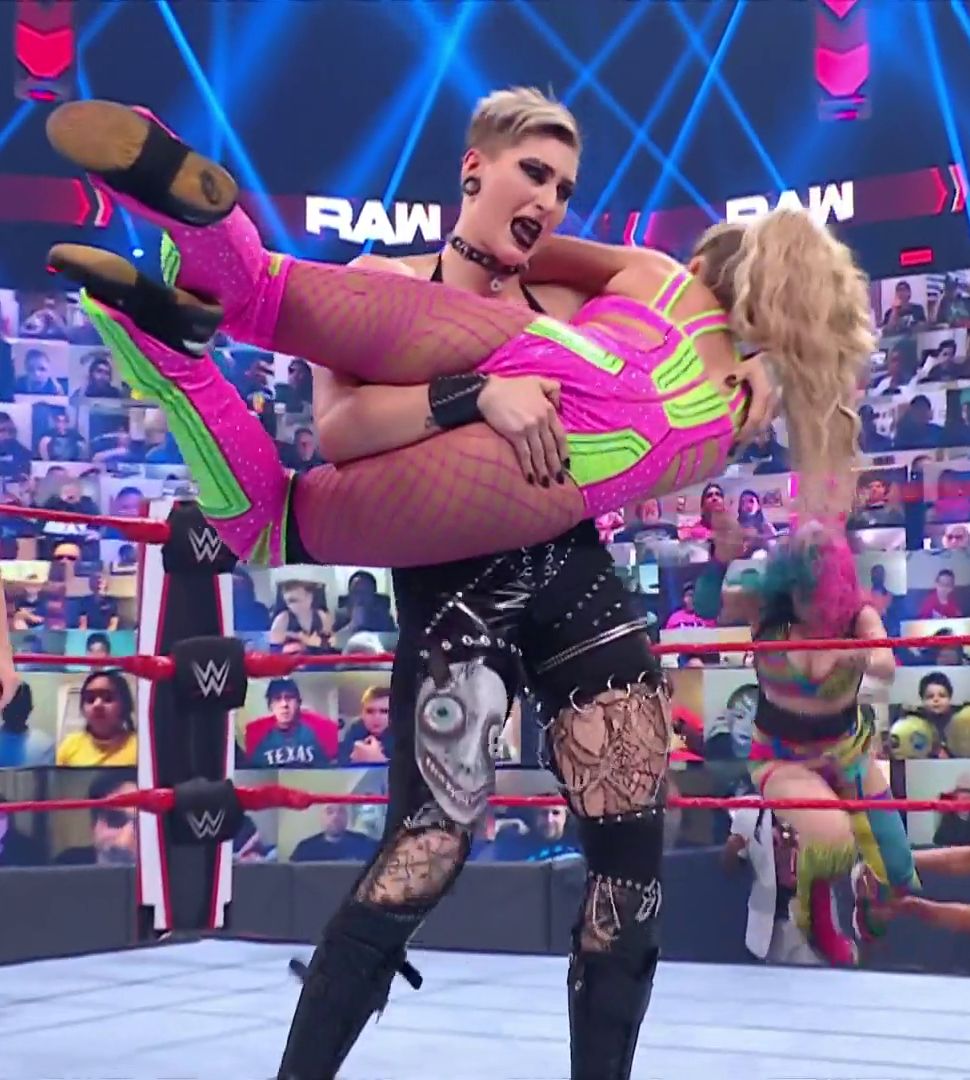 Lana and Rhea | Scrolller