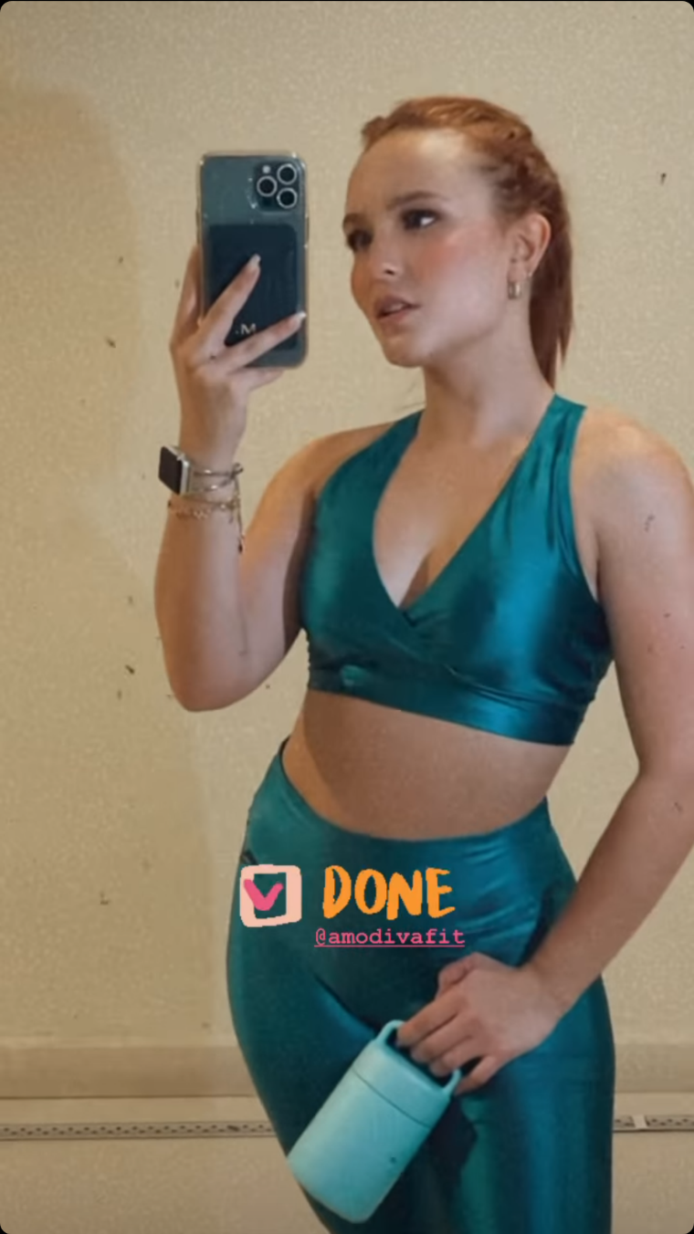 Larissa Manoela | Scrolller