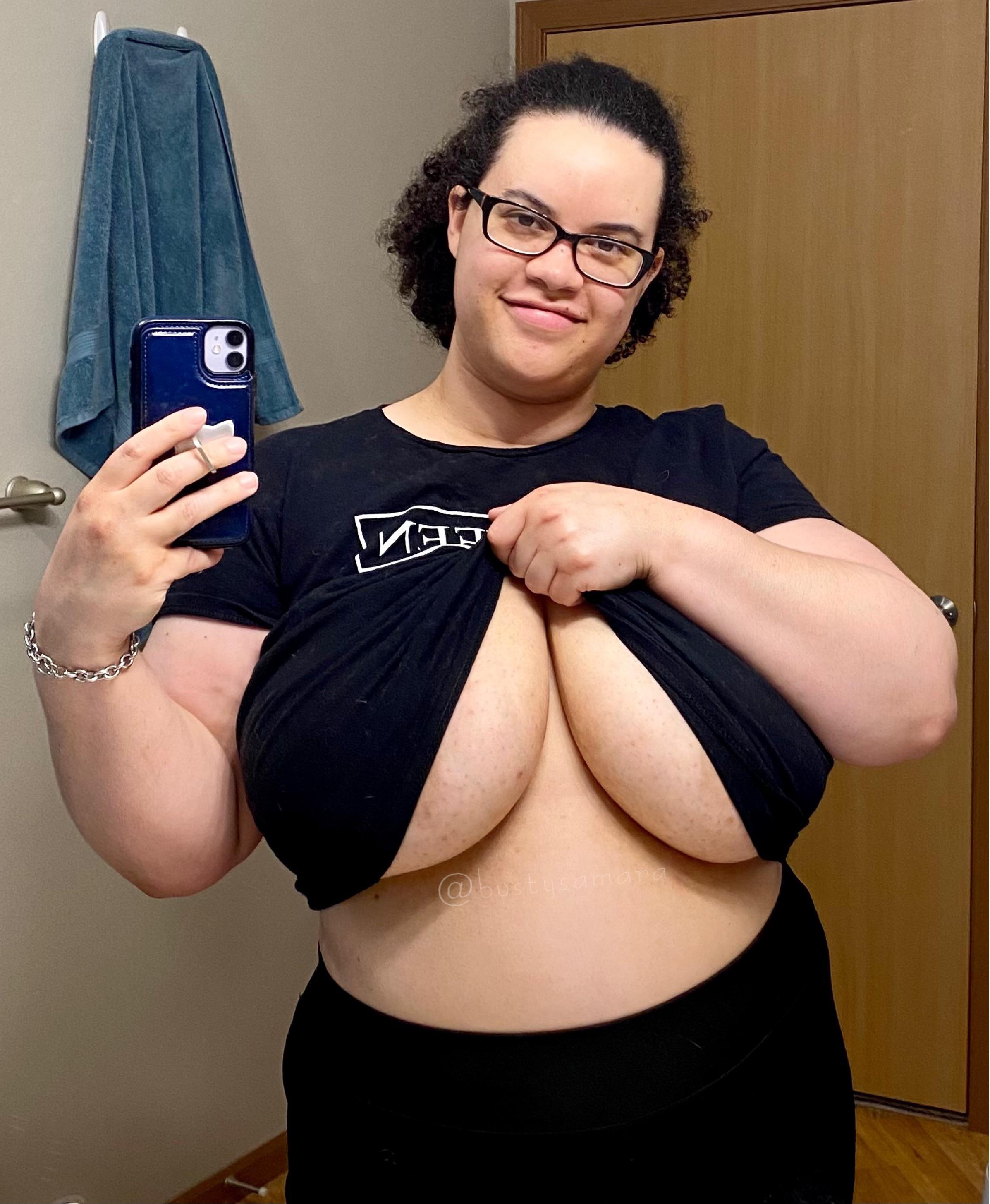 Late night tease 😜 | Scrolller