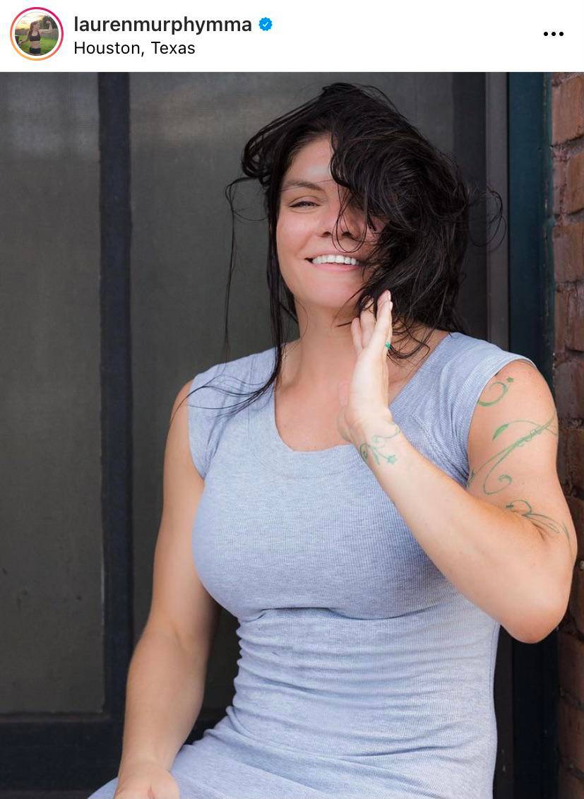 Lauren M - big ole hooters | Scrolller